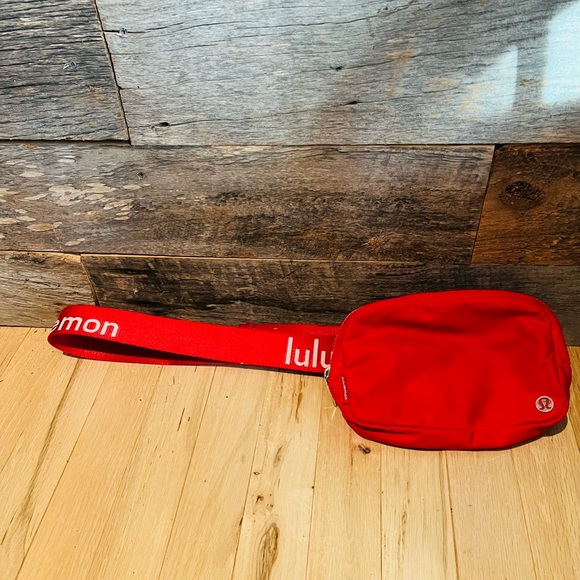 lululemon athletica | Bags | Educator Exclusive Lululemon Logo Belt Bag ...